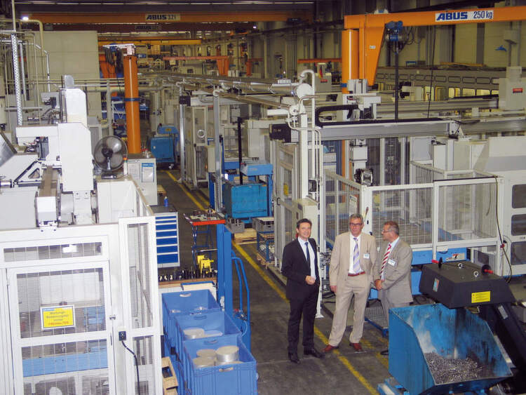 Stefan Starke, stellvertretender Produktionsleiter der Boll & Kirch ...