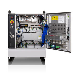 ABB kombiniert Robotersteuerung und SPS